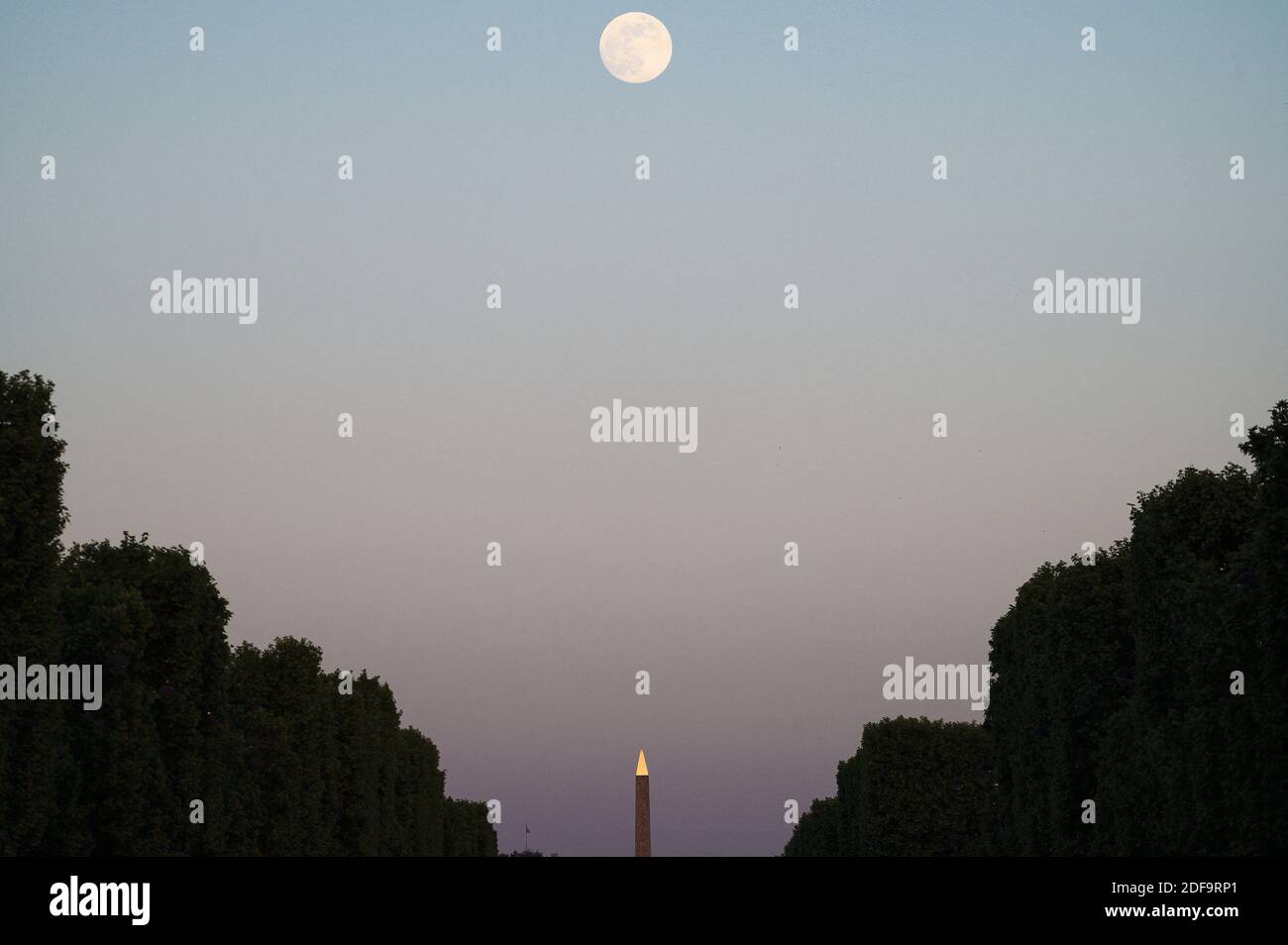 Full moon over the Place de la Concorde in Paris, on May 6, 2020. Photo ...