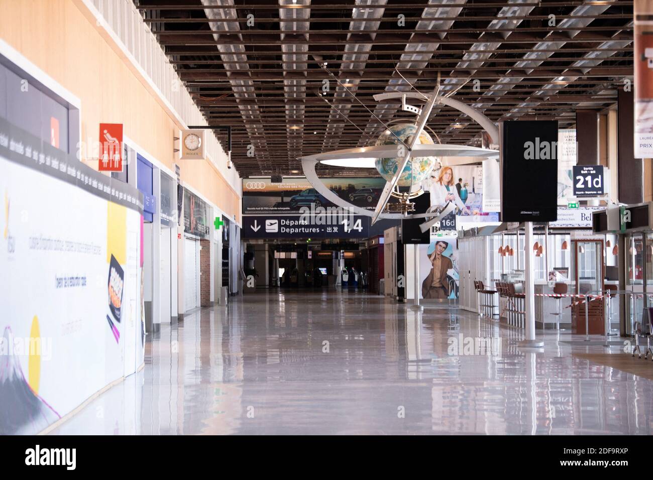 Stores closed at Terminal 1 & 2 at Orly Airport near Paris, following ...