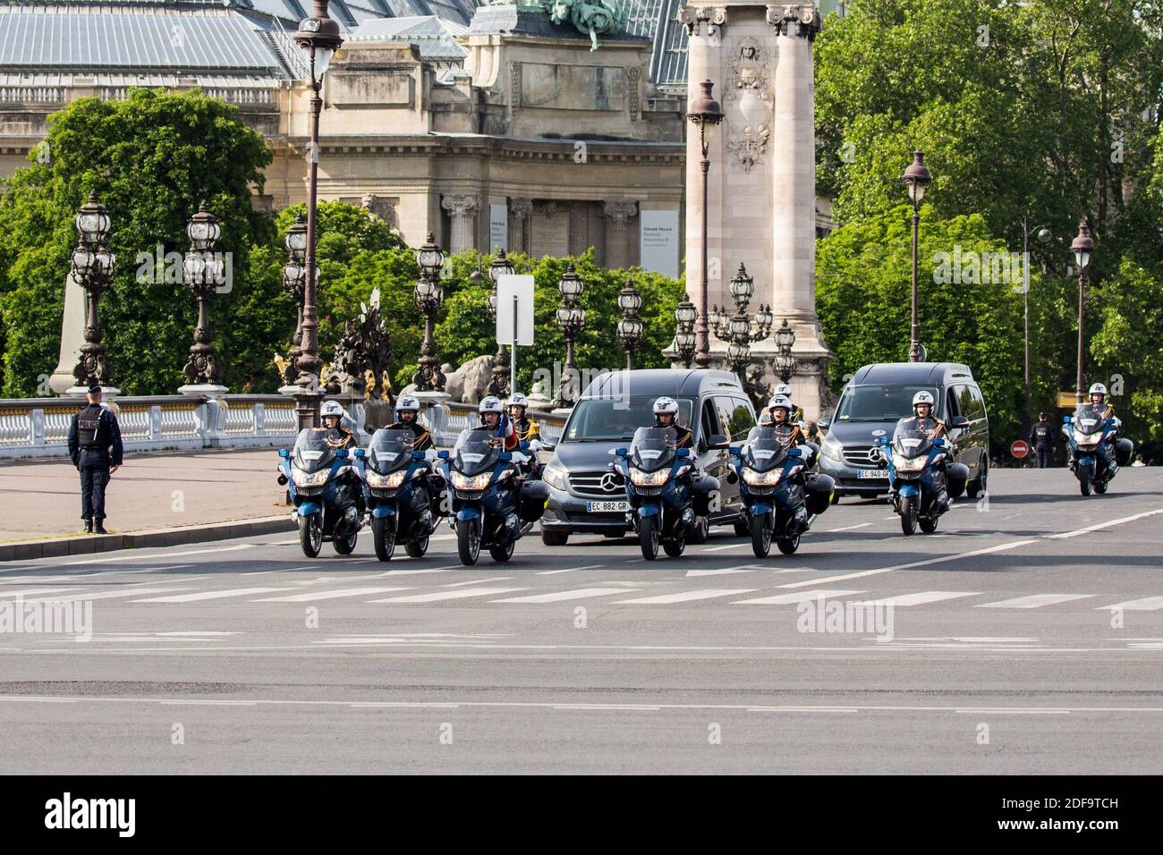 A funeral ceremony at the Hôtel des Invalides in tribute to the two ...