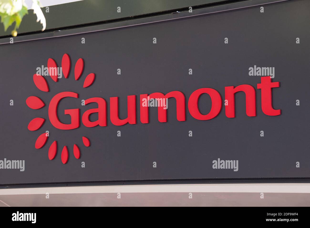 Gaumont cinema hi-res stock photography and images - Alamy