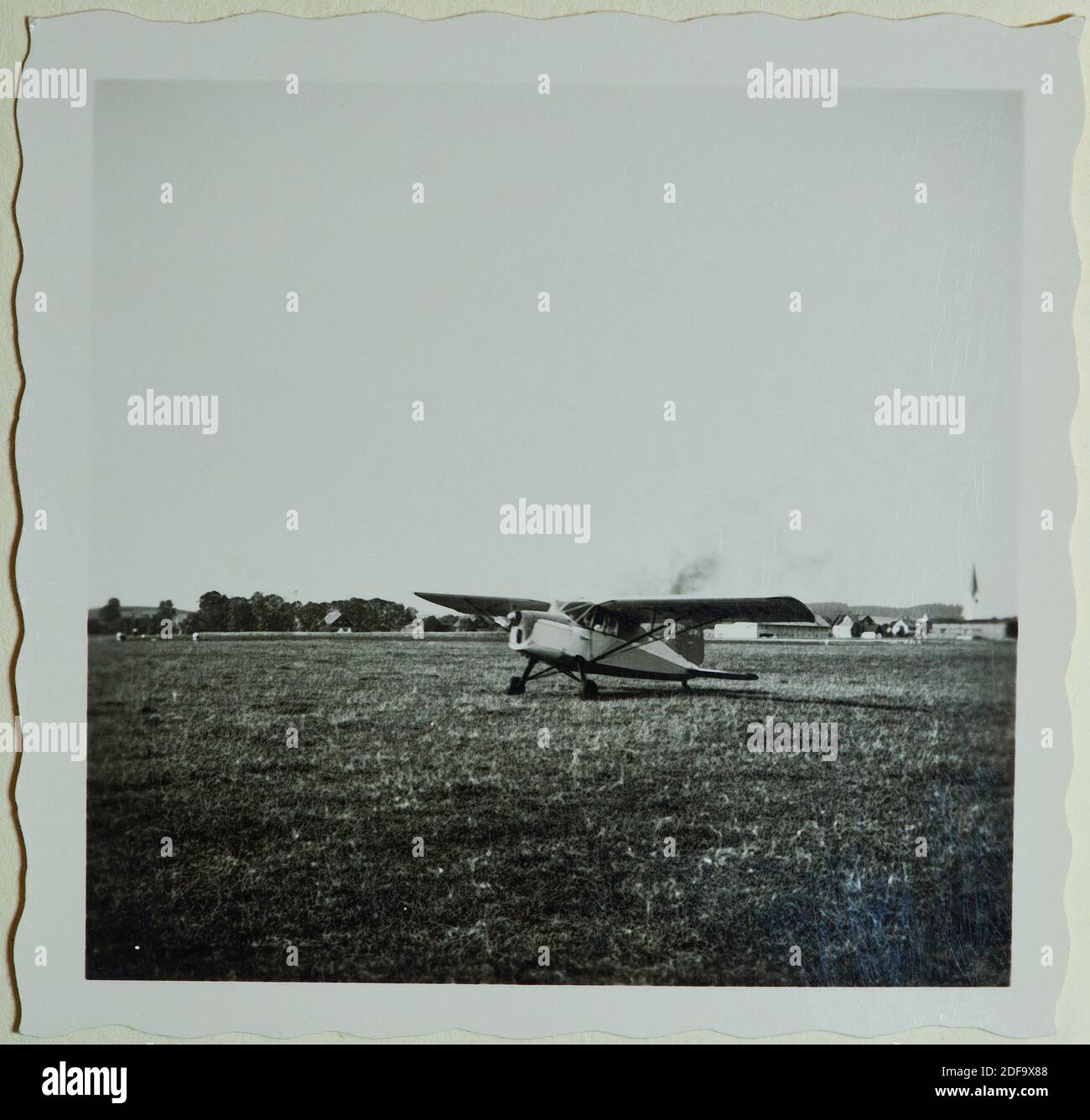 German airfield 1940 hi-res stock photography and images - Alamy