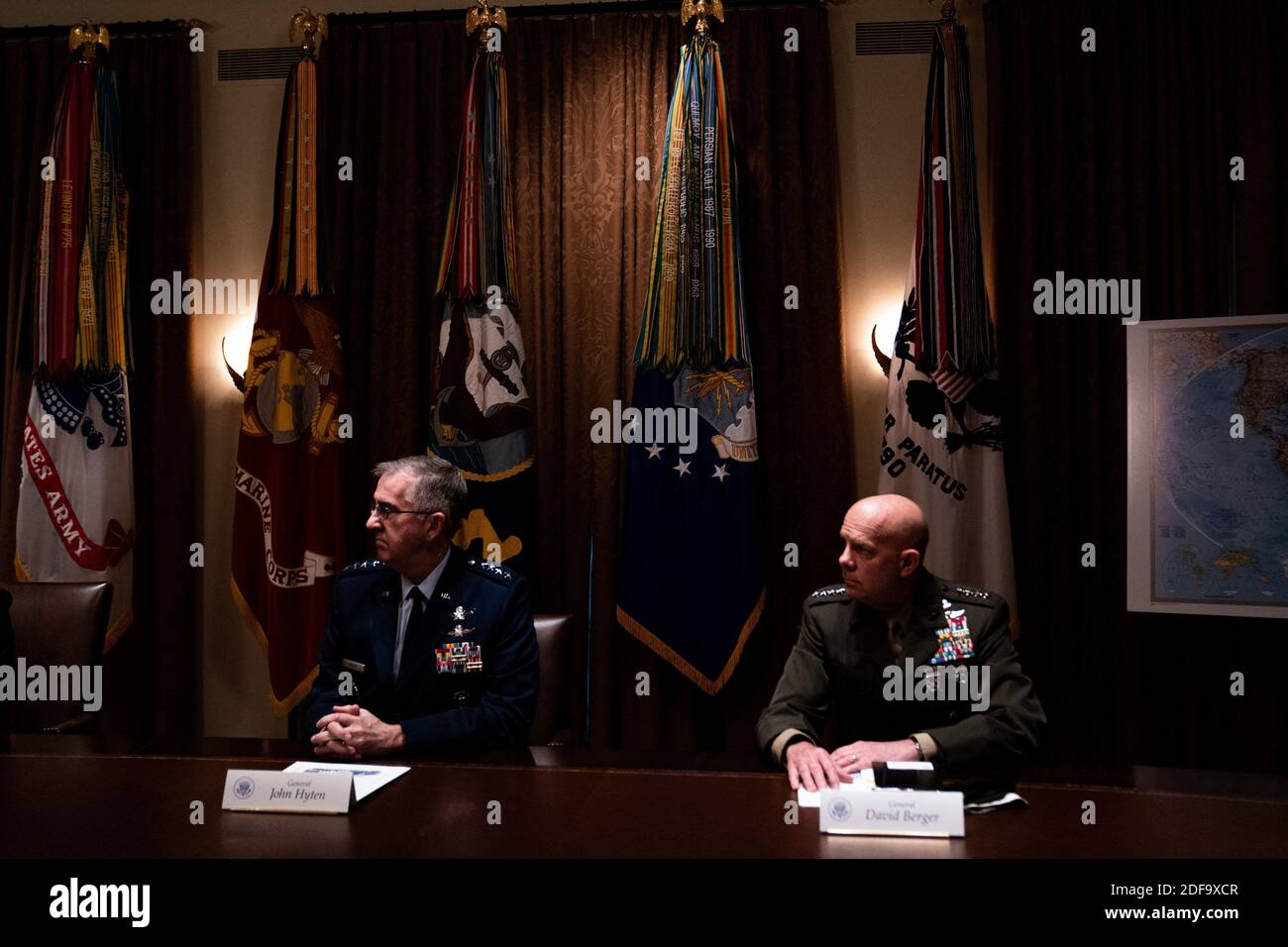Marine corps commandant house hi-res stock photography and images - Alamy