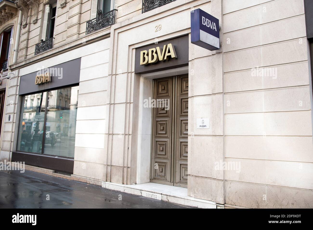 Banque bbva hi-res stock photography and images - Alamy