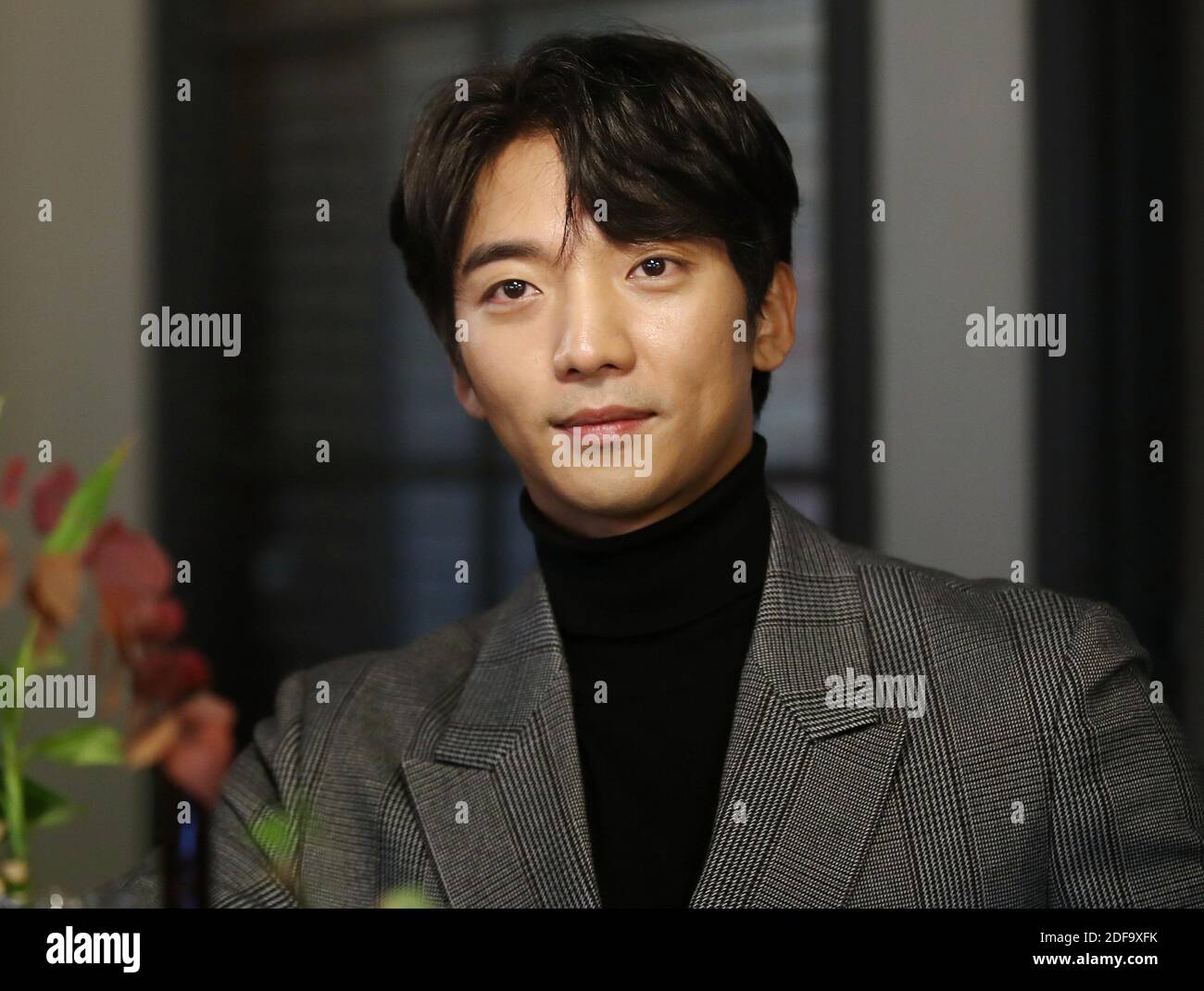 04th Dec, 2020. S. Korean actor Hwang Hee South Korean actor Hwang Hee ...