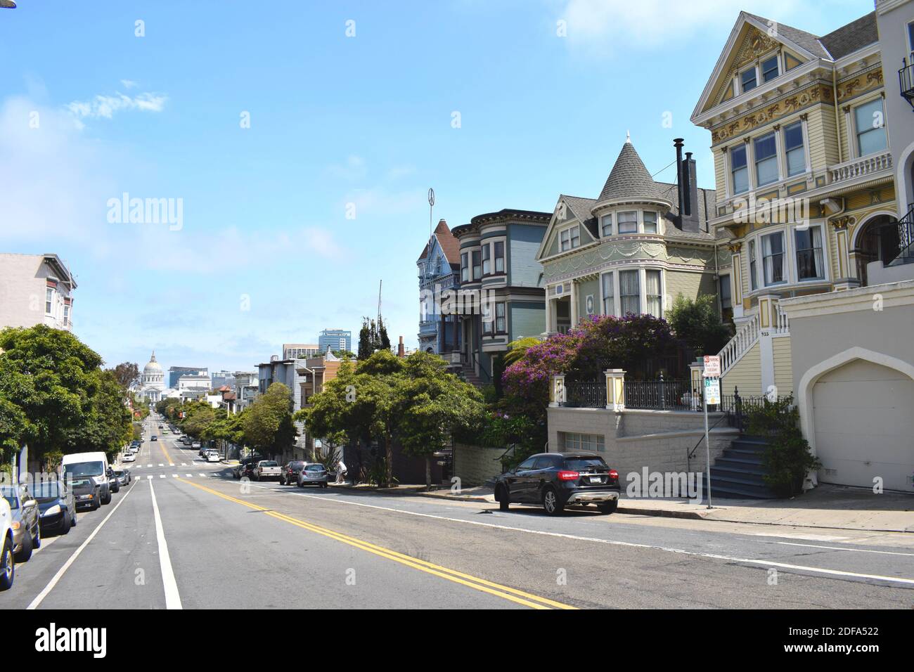 San francisco exterior house hi-res stock photography and images - Alamy