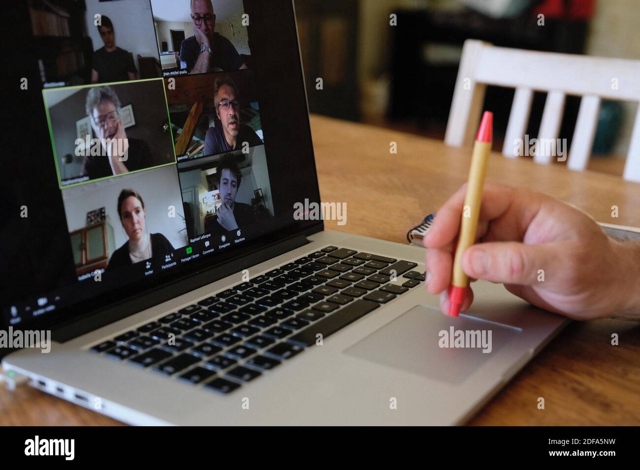 Illustration of telework from home using the Zoom Vidao Communication ...