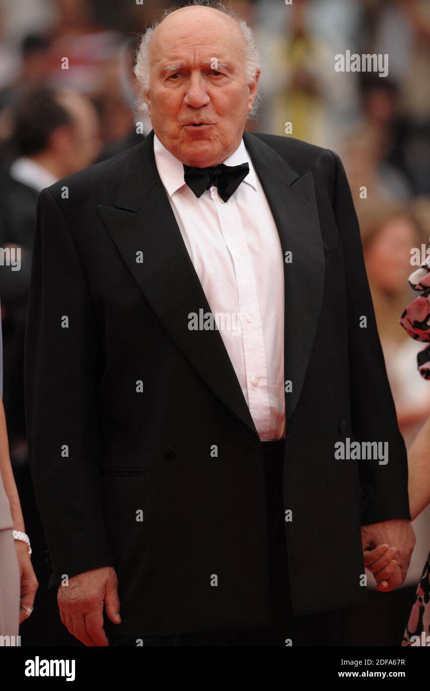 File photo dated May 19, 2008 of Michel Piccoli arriving at the Palais ...