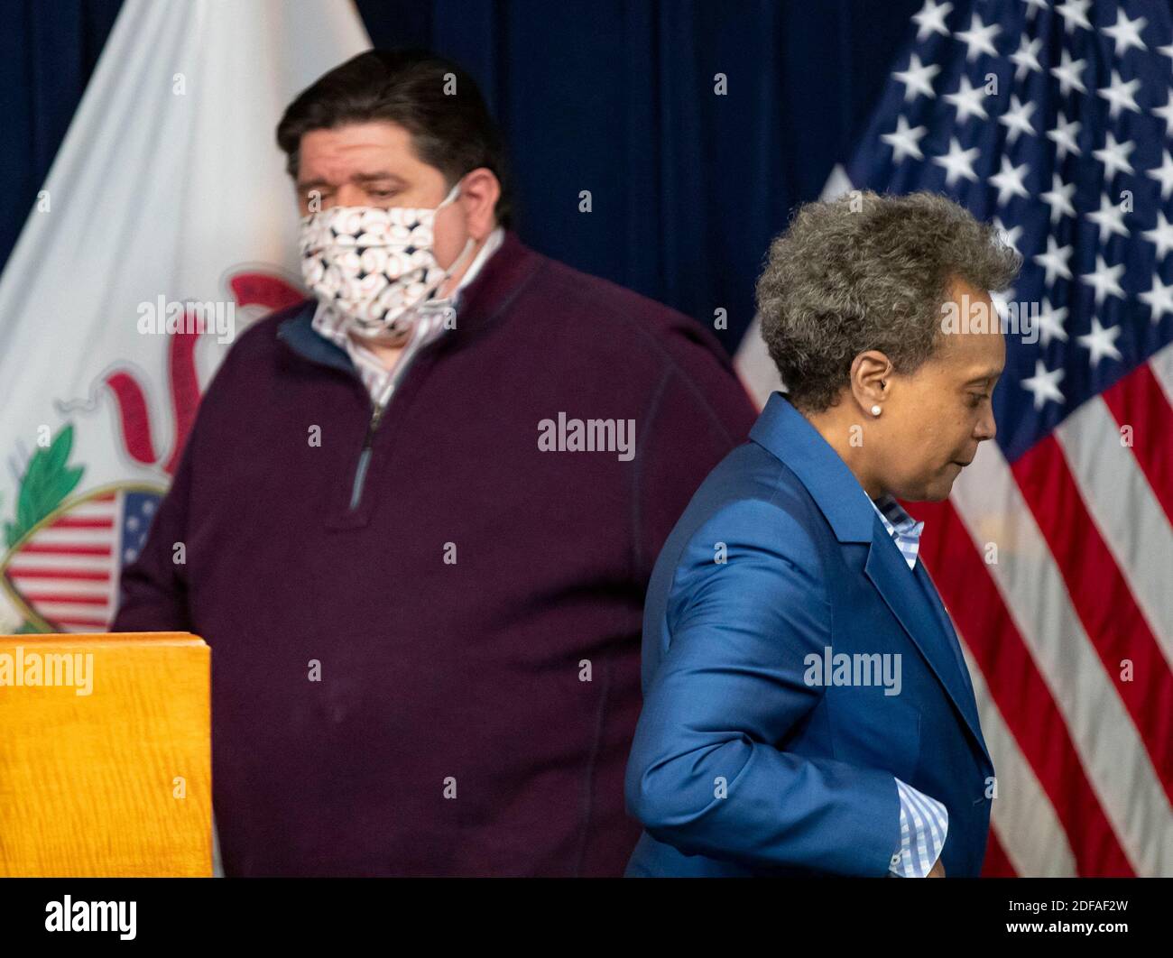 NO FILM, NO VIDEO, NO TV, NO DOCUMENTARY - Chicago Mayor Lori Lightfoot ...