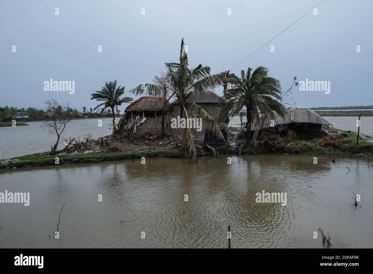 AREA NEAR JAGANNATH DAM OF SUNDARBAN UNDER HINGALGUNJ BLOCK ARE ...