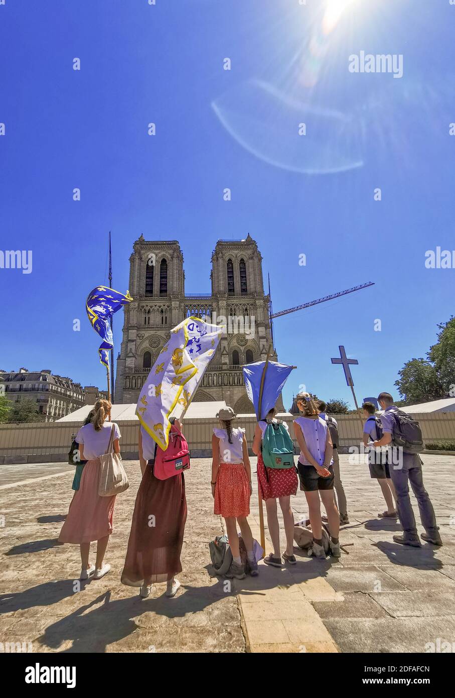 Christian faithfuls praying in front of Cathedrale Notre-Dame to ...