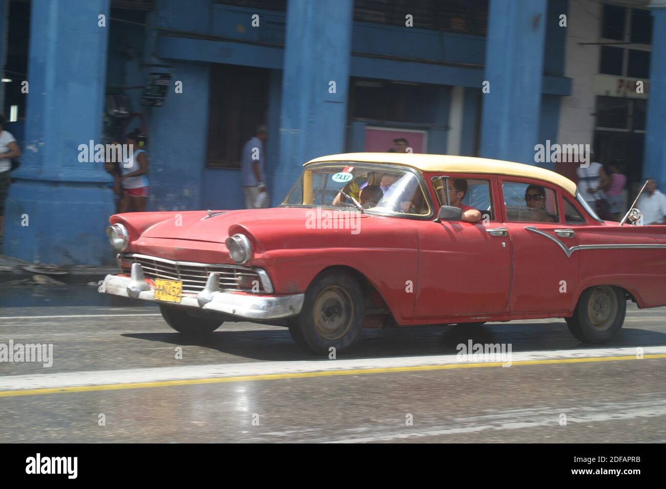 Old north American cars used in Cuba as Taxis: Almendron Stock Photo ...