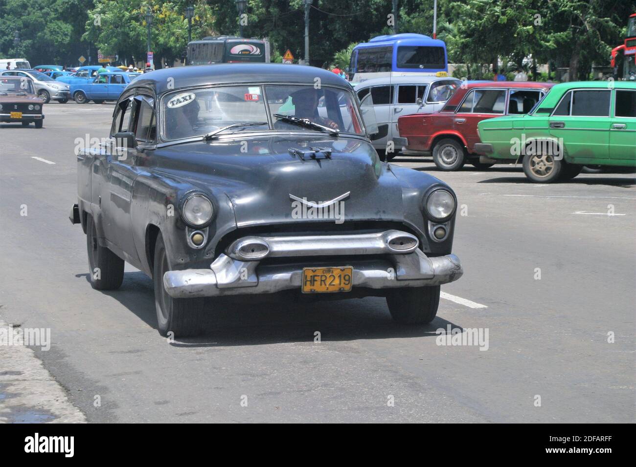 Old north American cars used in Cuba as Taxis: Almendron Stock Photo ...