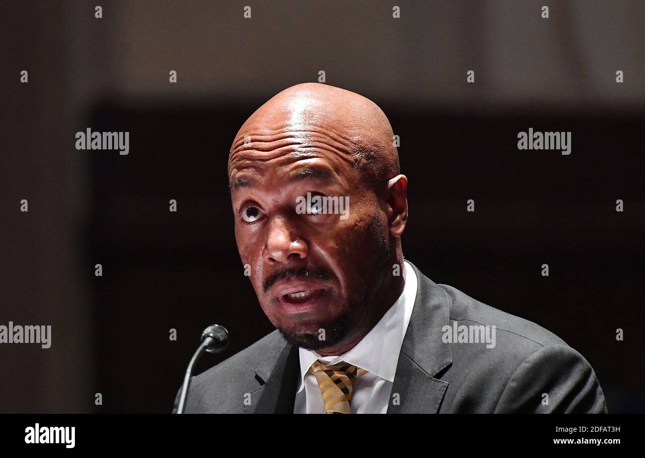 Michael reynolds school hi-res stock photography and images - Alamy