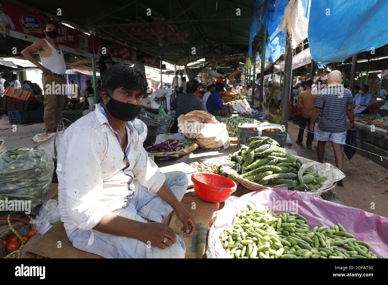 Sellers at Vegitable market observed following all the norms of Unlock ...