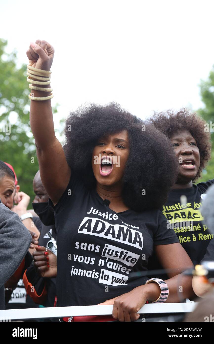 Assa Traore sister of Adama Traore - Thousands of demonstrators march ...