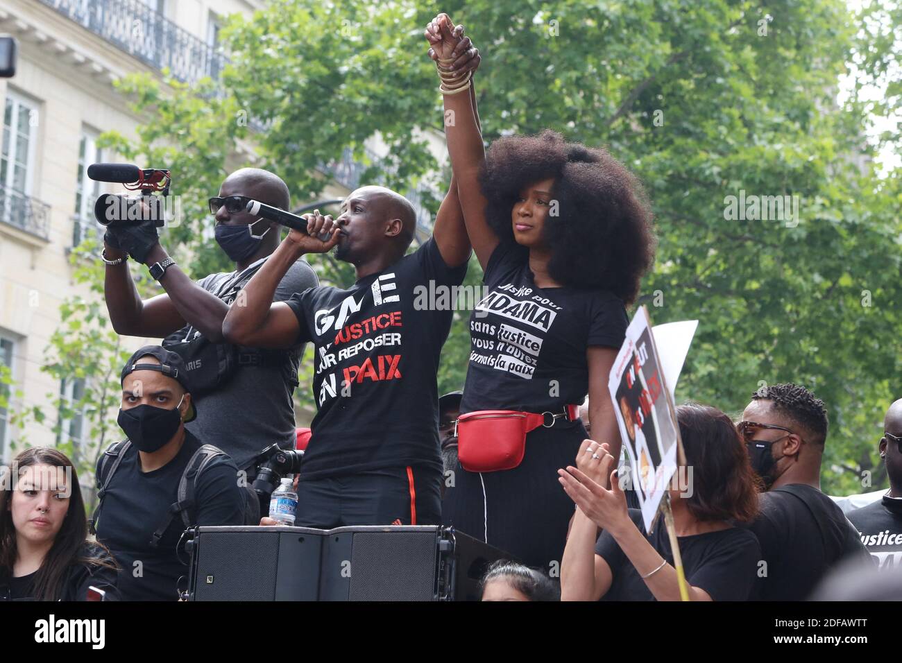 Assa Traore sister of Adama Traore - Thousands of demonstrators march ...