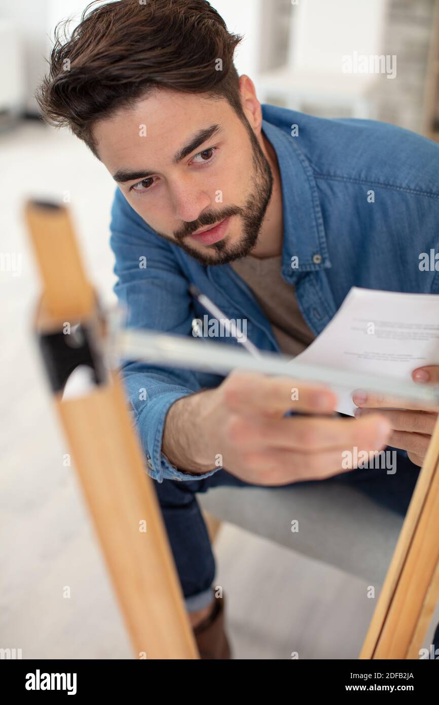 Mounting instructions hi-res stock photography and images - Alamy