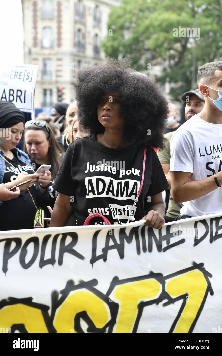 Sister of adama traore hi-res stock photography and images - Alamy