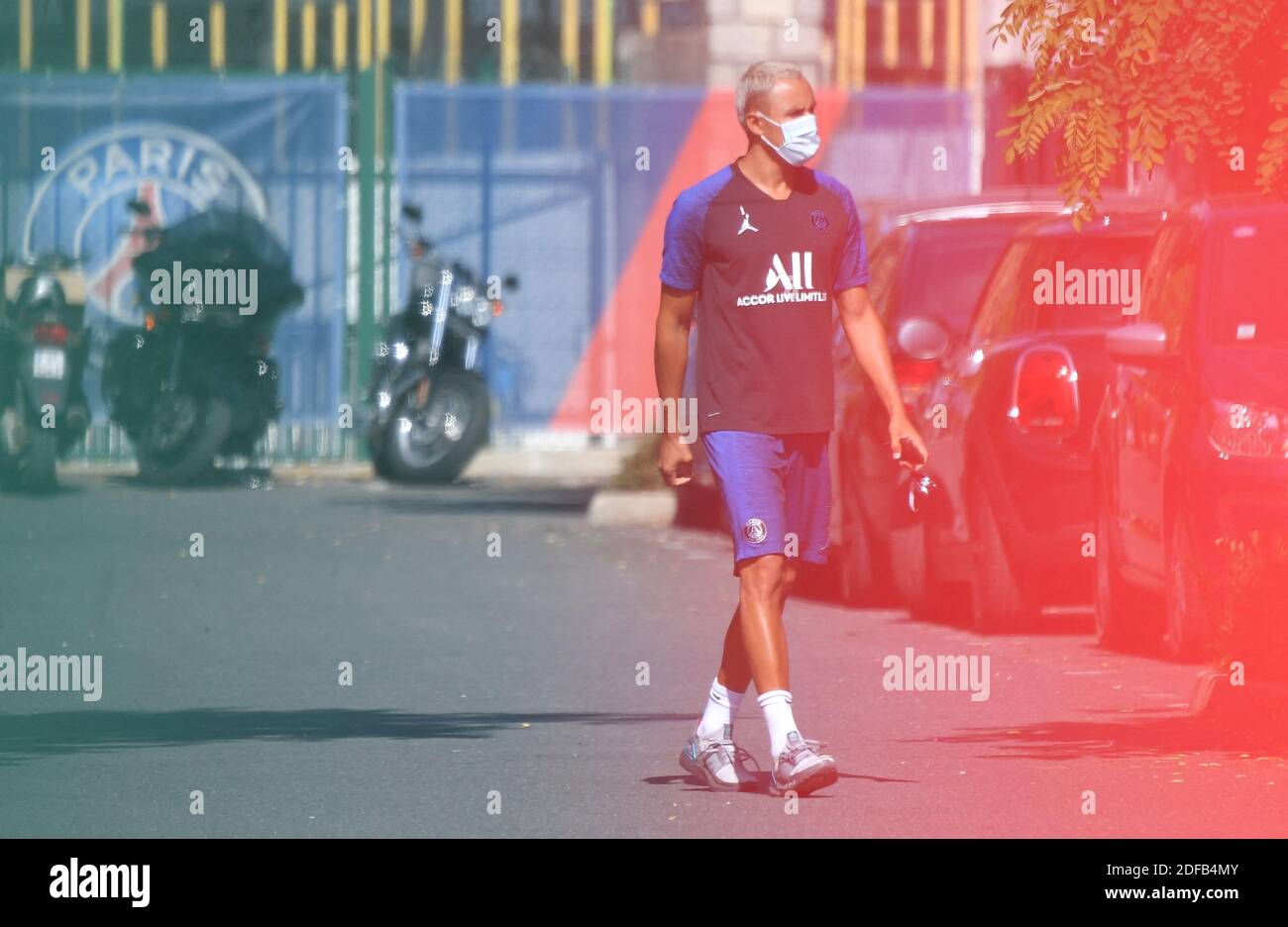 Costa rican goalkeeper keylor navas hi-res stock photography and images ...