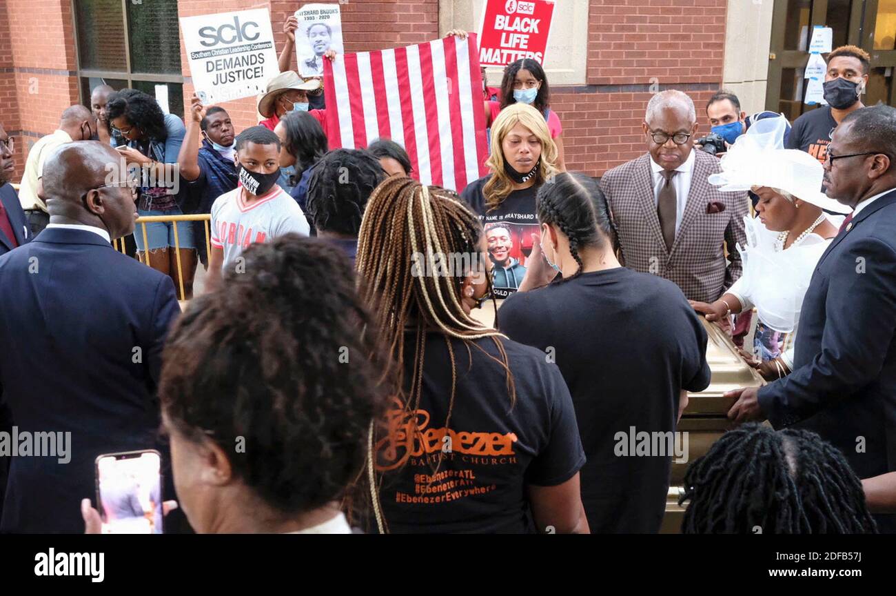 Ben miller 2020 hi-res stock photography and images - Alamy