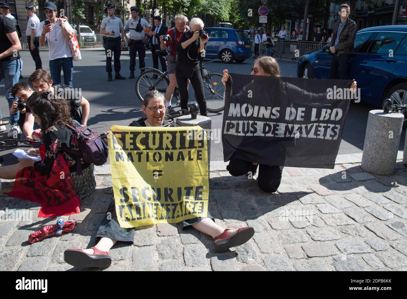 Activists from international climate action group Extinction Rebellion ...
