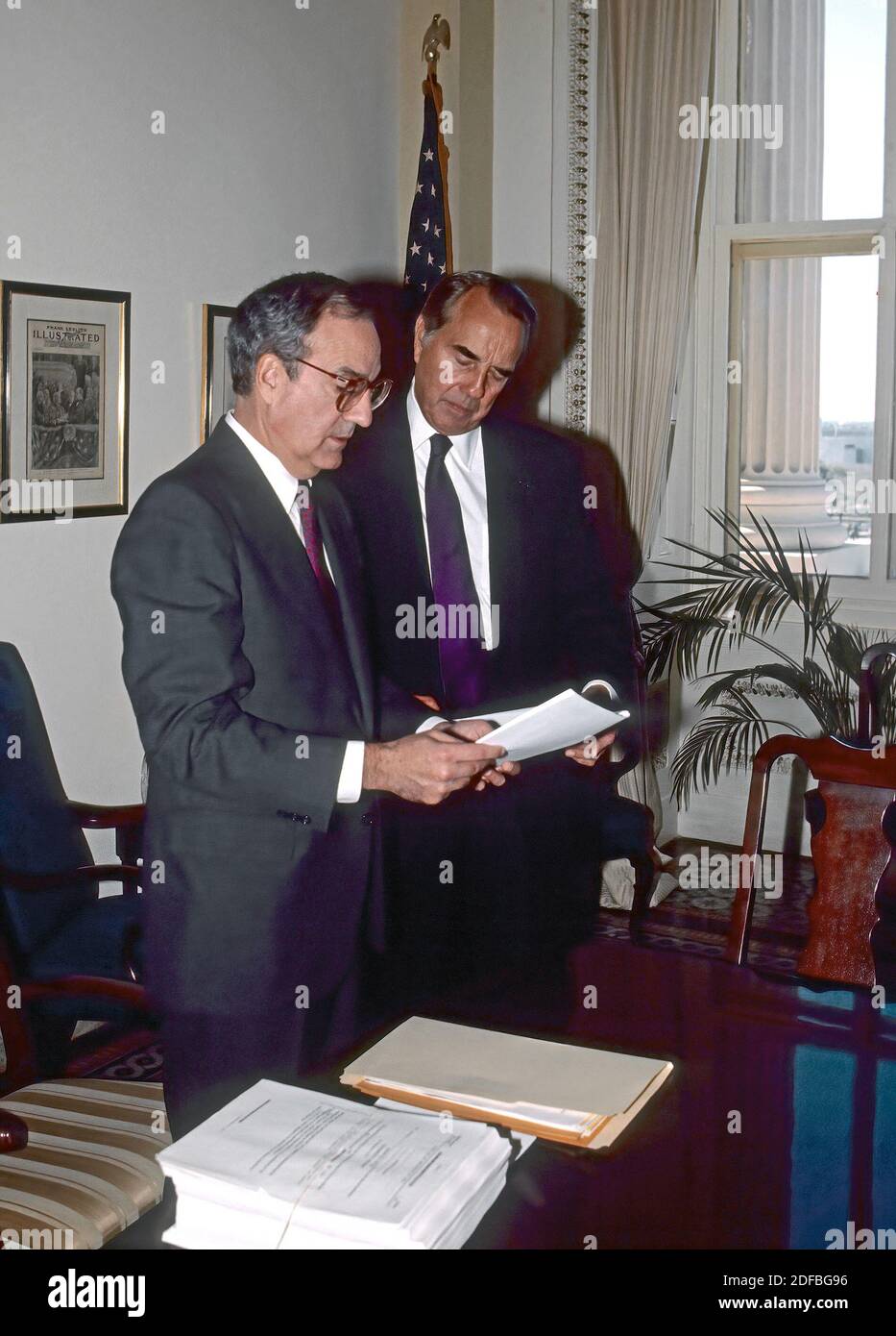 Us senate votes hi-res stock photography and images - Alamy