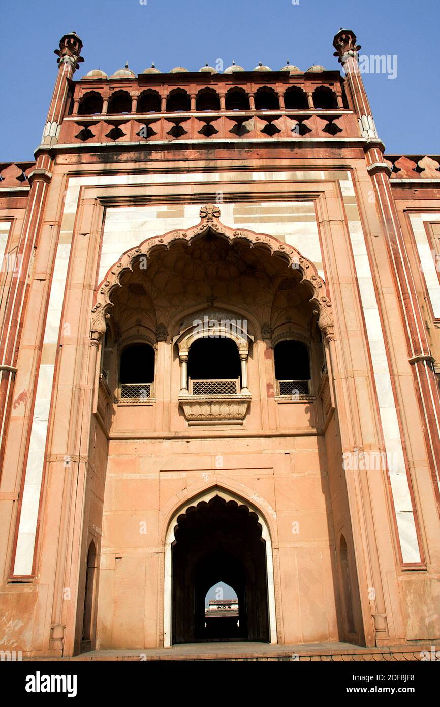 Majestic view of facade of Safdarjung Tomb in Delhi, India, Asia Stock ...