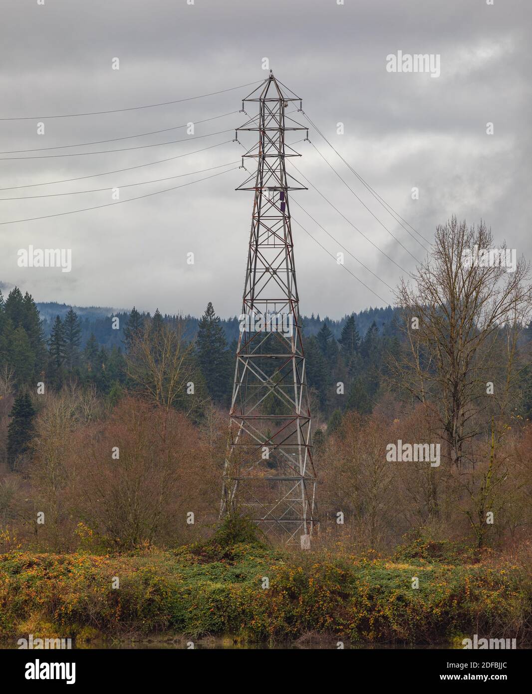 High tension transmission line hi-res stock photography and images - Alamy