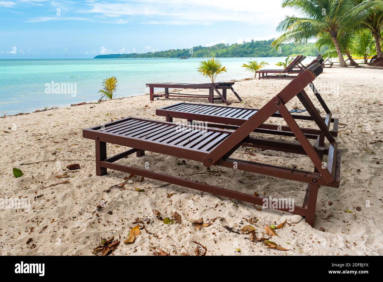 Private sunbathing hi-res stock photography and images - Alamy