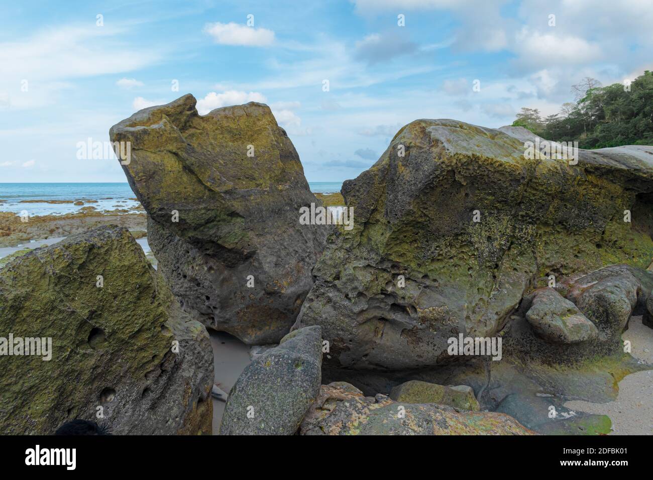 Igneous metamorphic rock formation hi-res stock photography and images ...