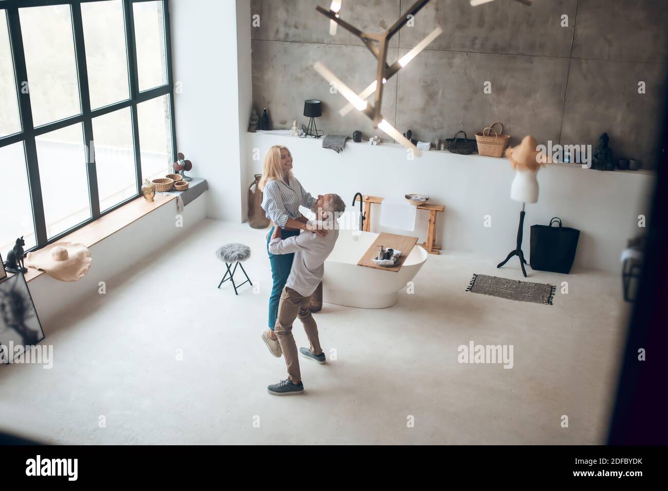 Top view picture of a couple dancing in the studio Stock Photo - Alamy