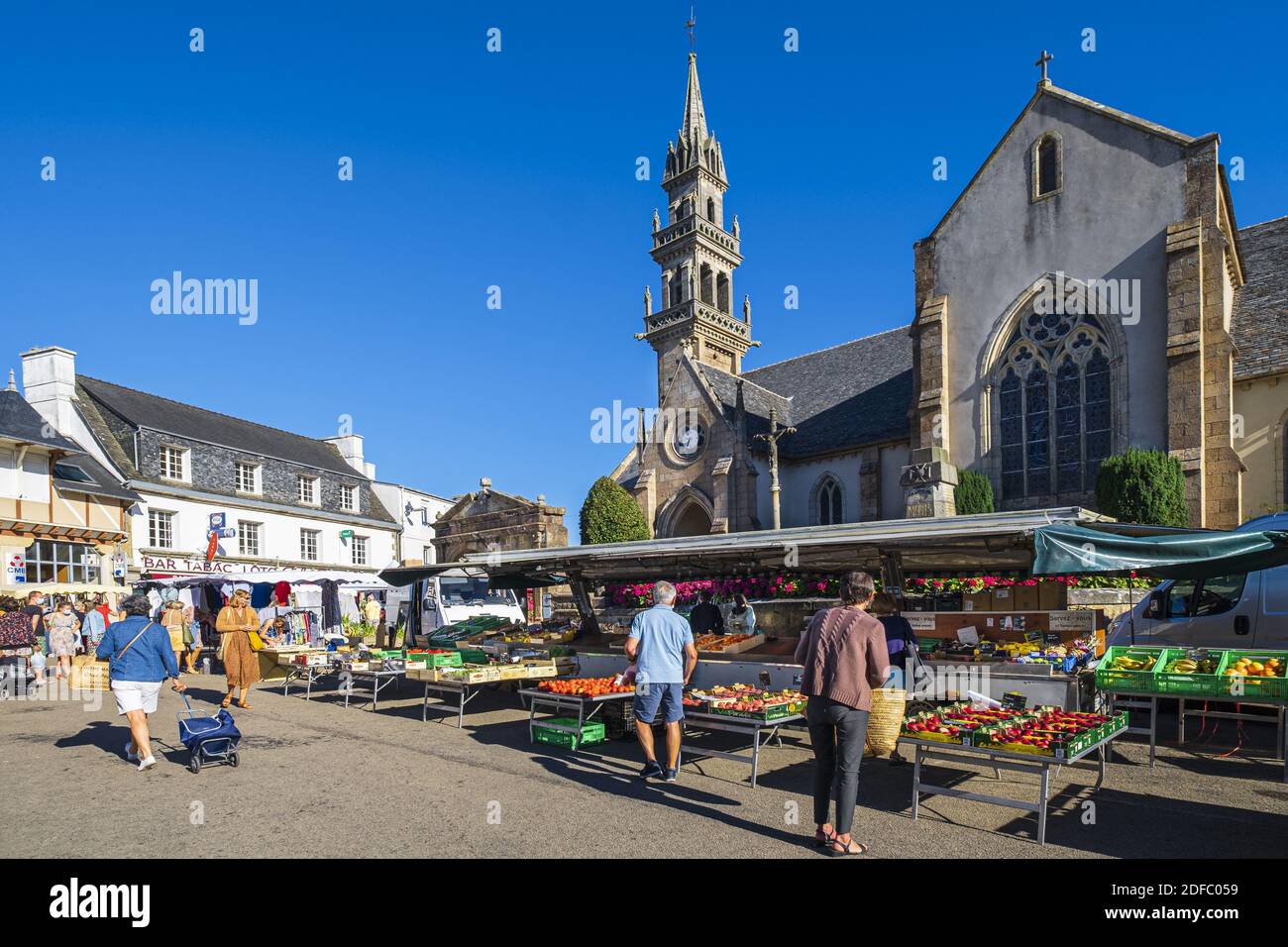 34 foot tower hi-res stock photography and images - Alamy