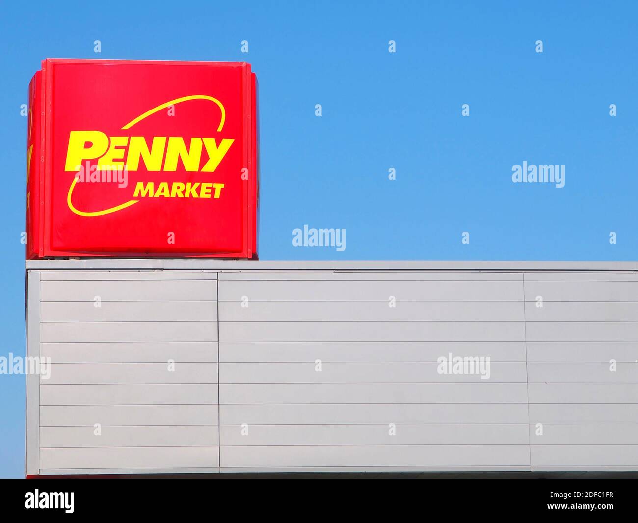 Penny market hi-res stock photography and images - Alamy