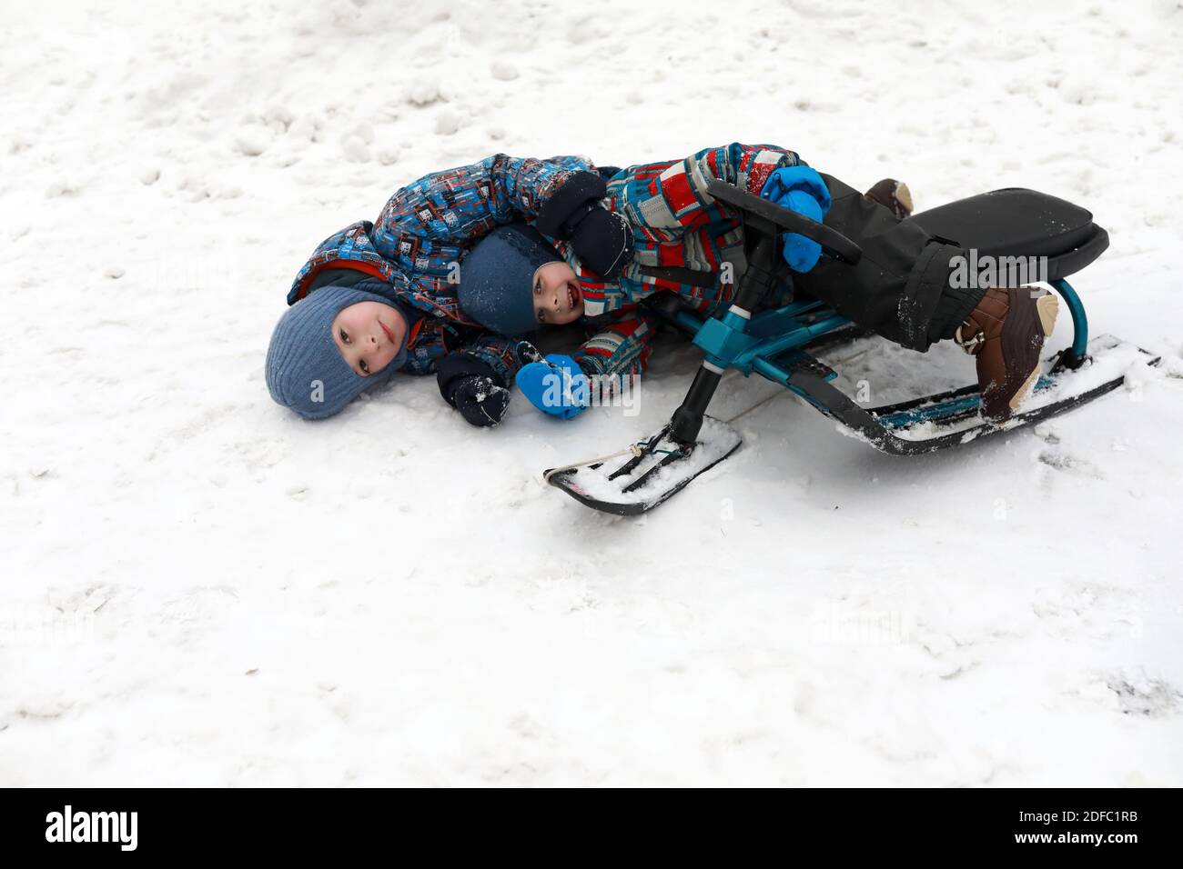 Russian sledge children hi-res stock photography and images - Alamy