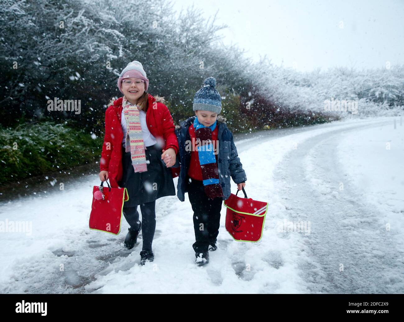 Cambridgeshire, UK. 4th December 2020. Elizabeth Mitchell and her ...