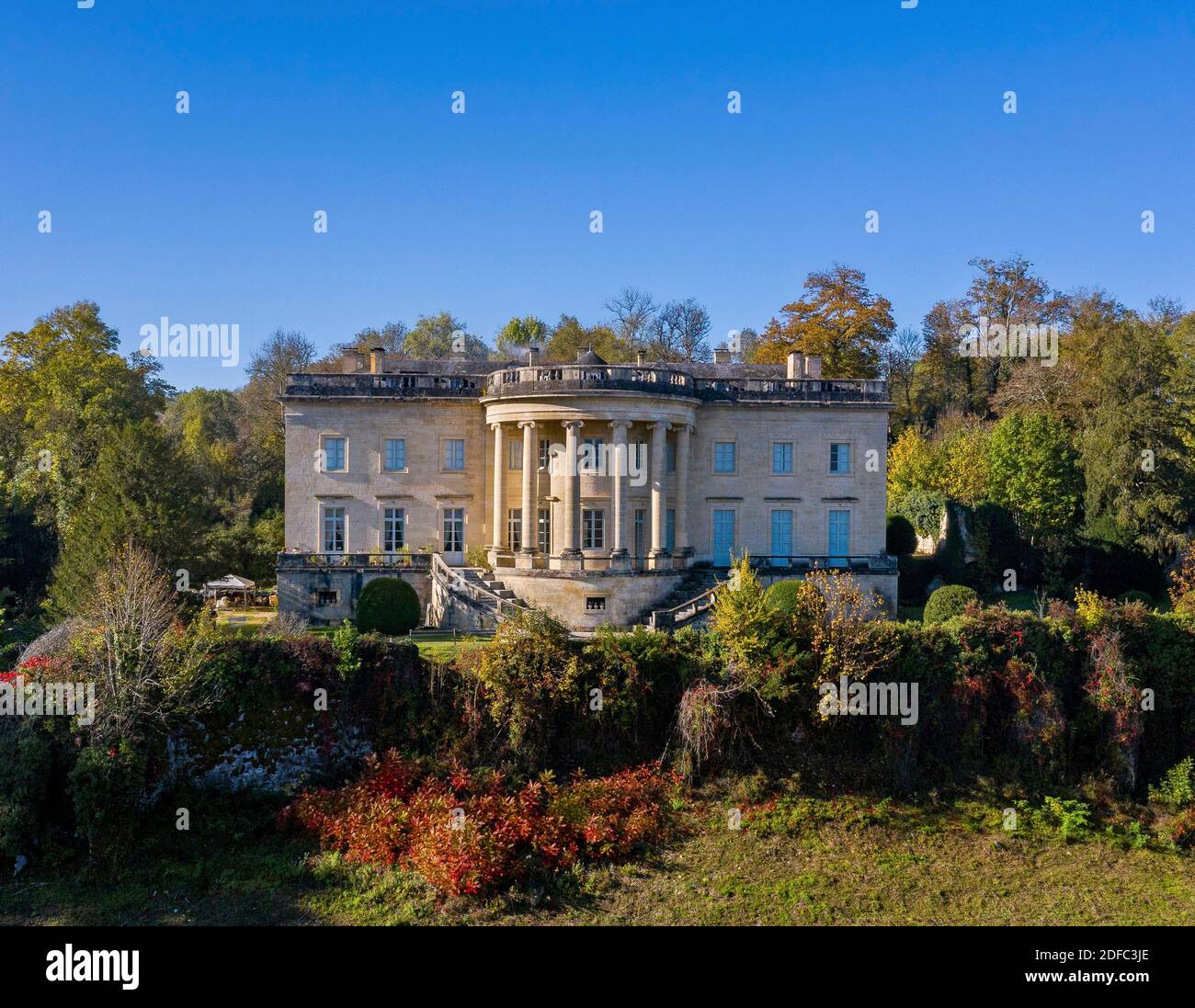 Rastignac castle hi-res stock photography and images - Alamy