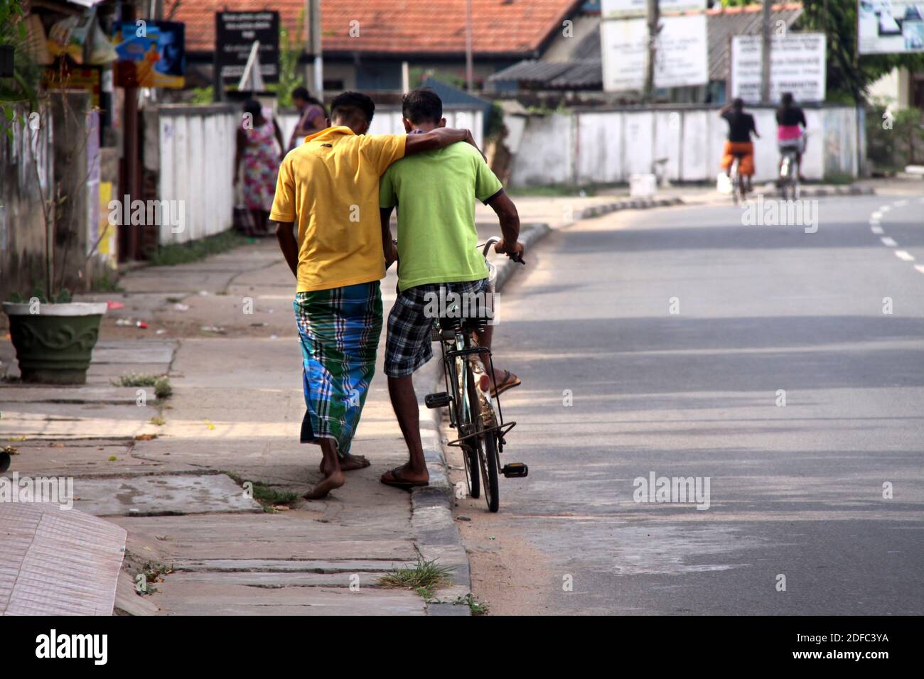 Sri Lanka Sri Lanka, friends in Negombo Stock Photo - Alamy