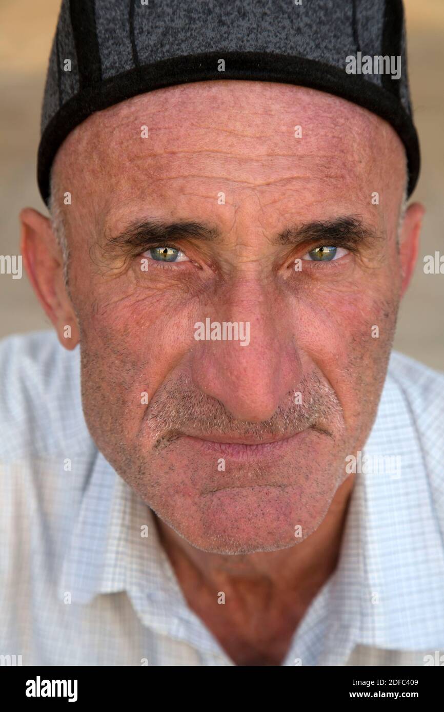 Uzbekistan, Central Asia, portrait of an Uzbek man Stock Photo - Alamy