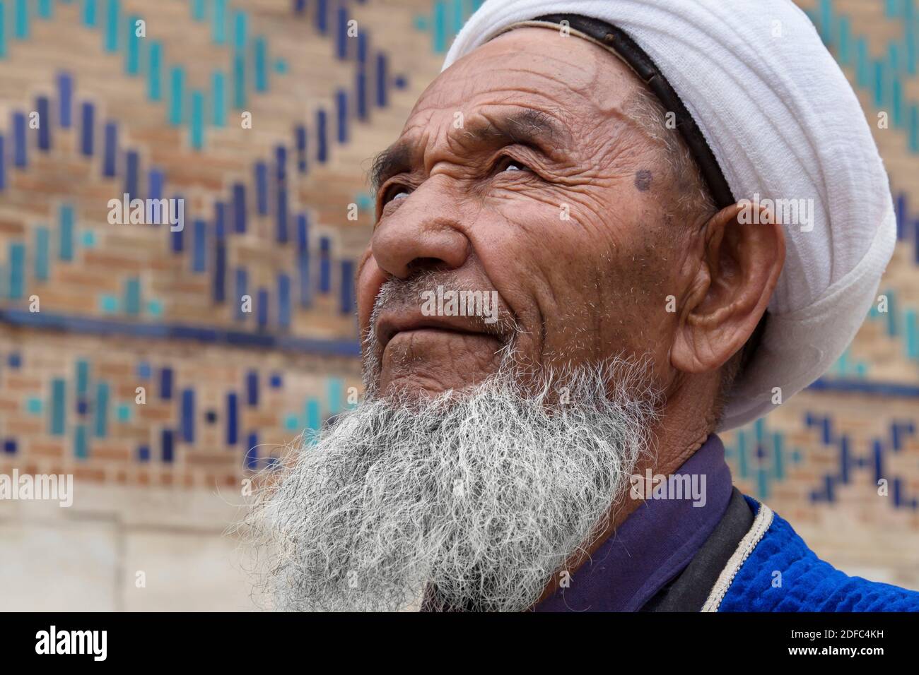 Uzbekistan, Central Asia, portrait of an Uzbek man Stock Photo - Alamy