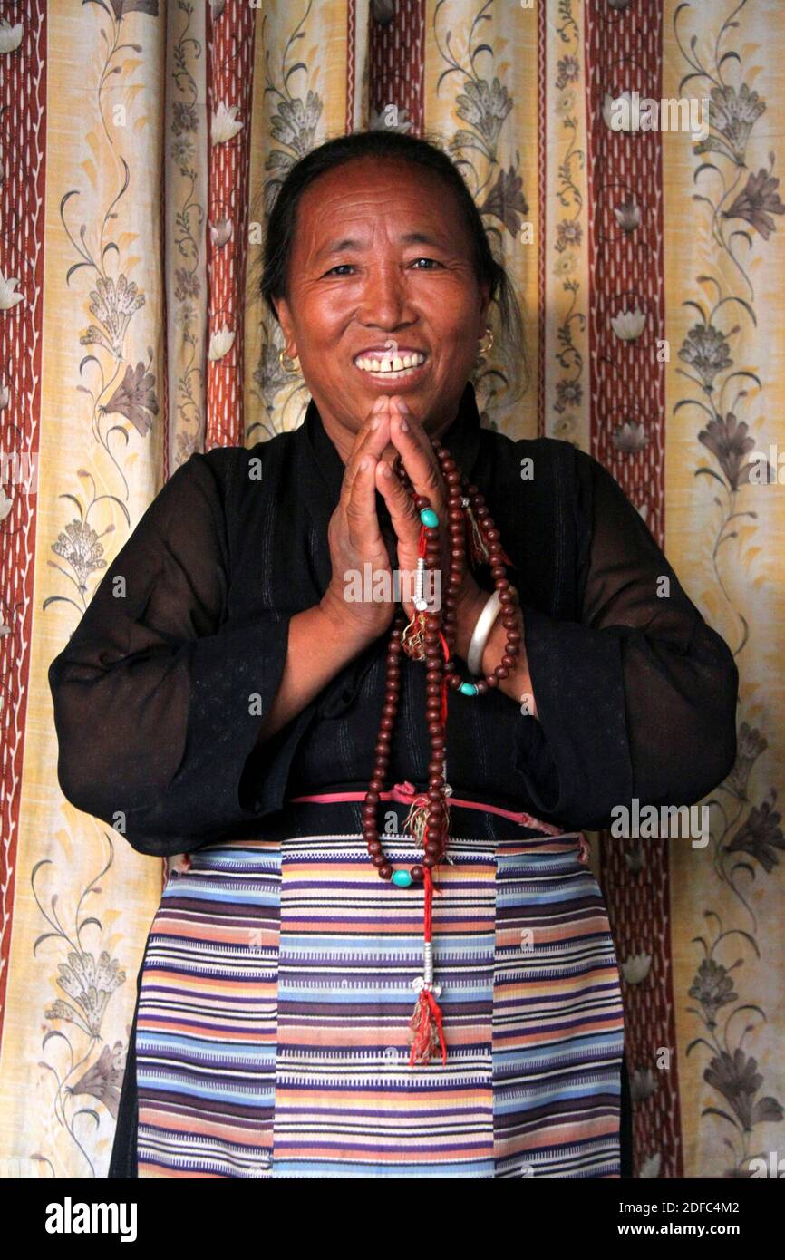 Nepal, portrait of Newar Nepalese woman Stock Photo - Alamy