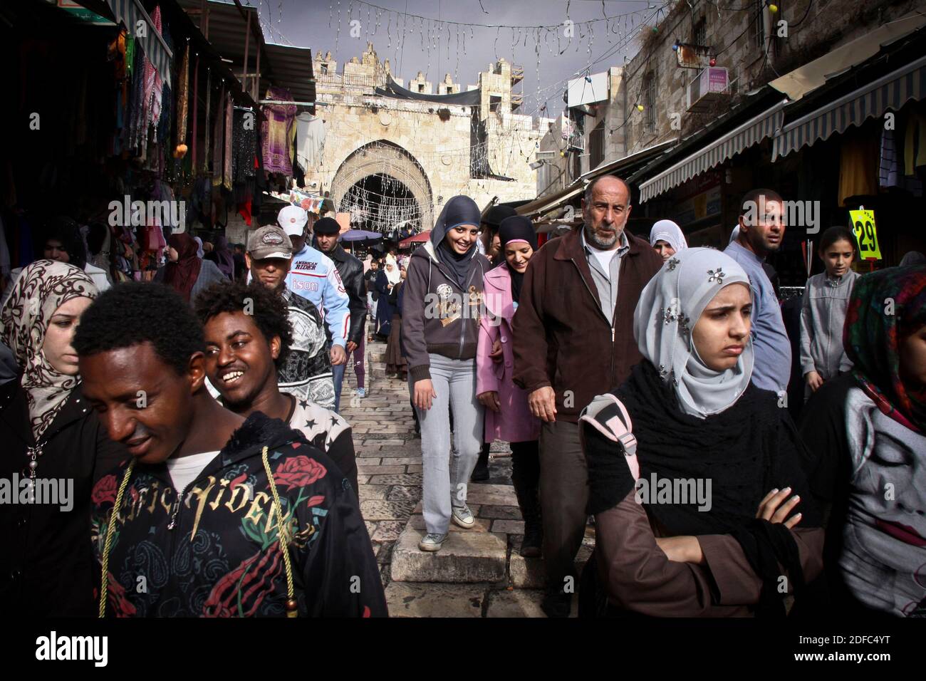 Israel, the old city of Jerusalem, crowd at the Damascus gate, Arabs ...