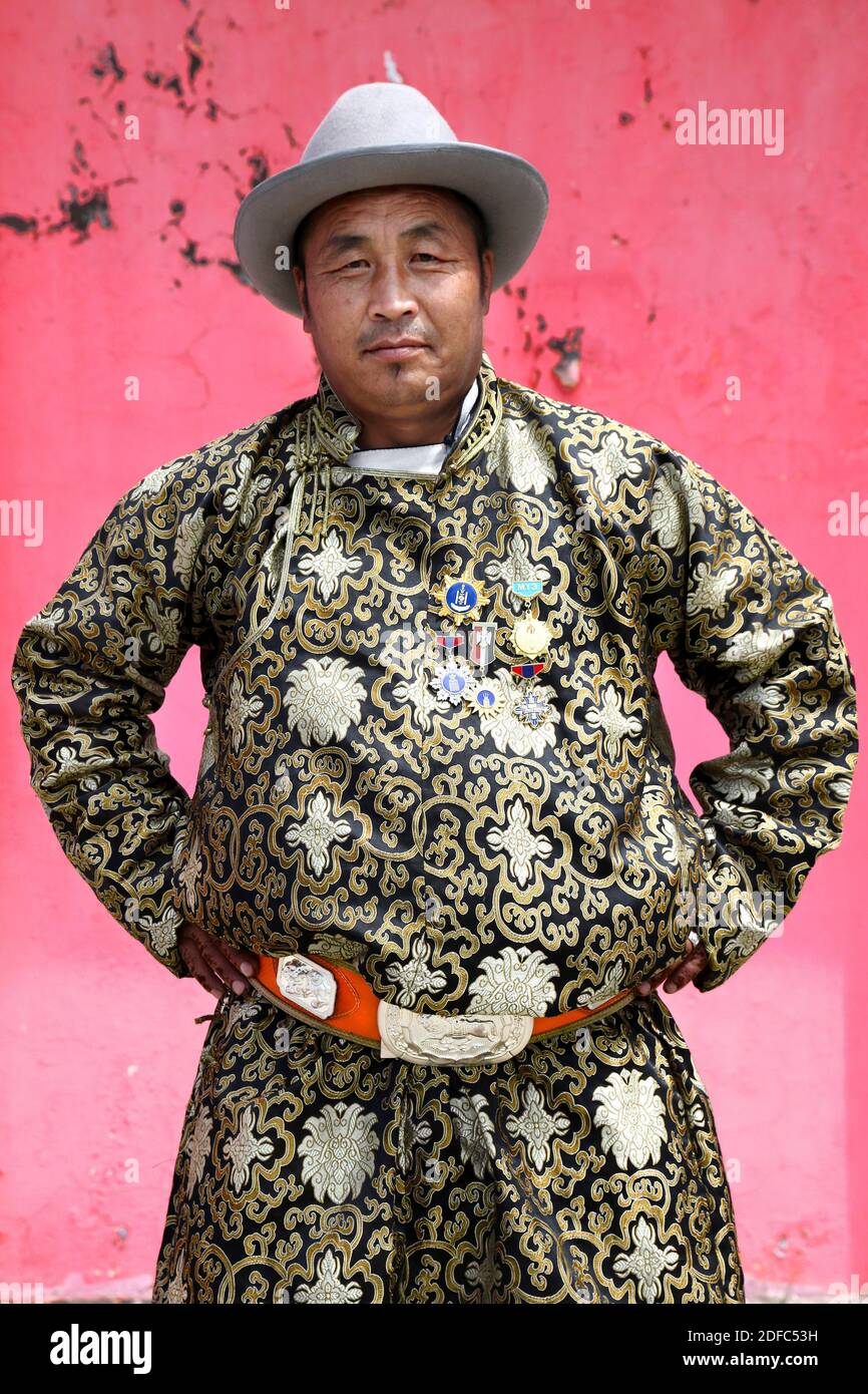 Mongolia, portrait of a Mongolian man with a traditional costume called deel Stock Photo - Alamy