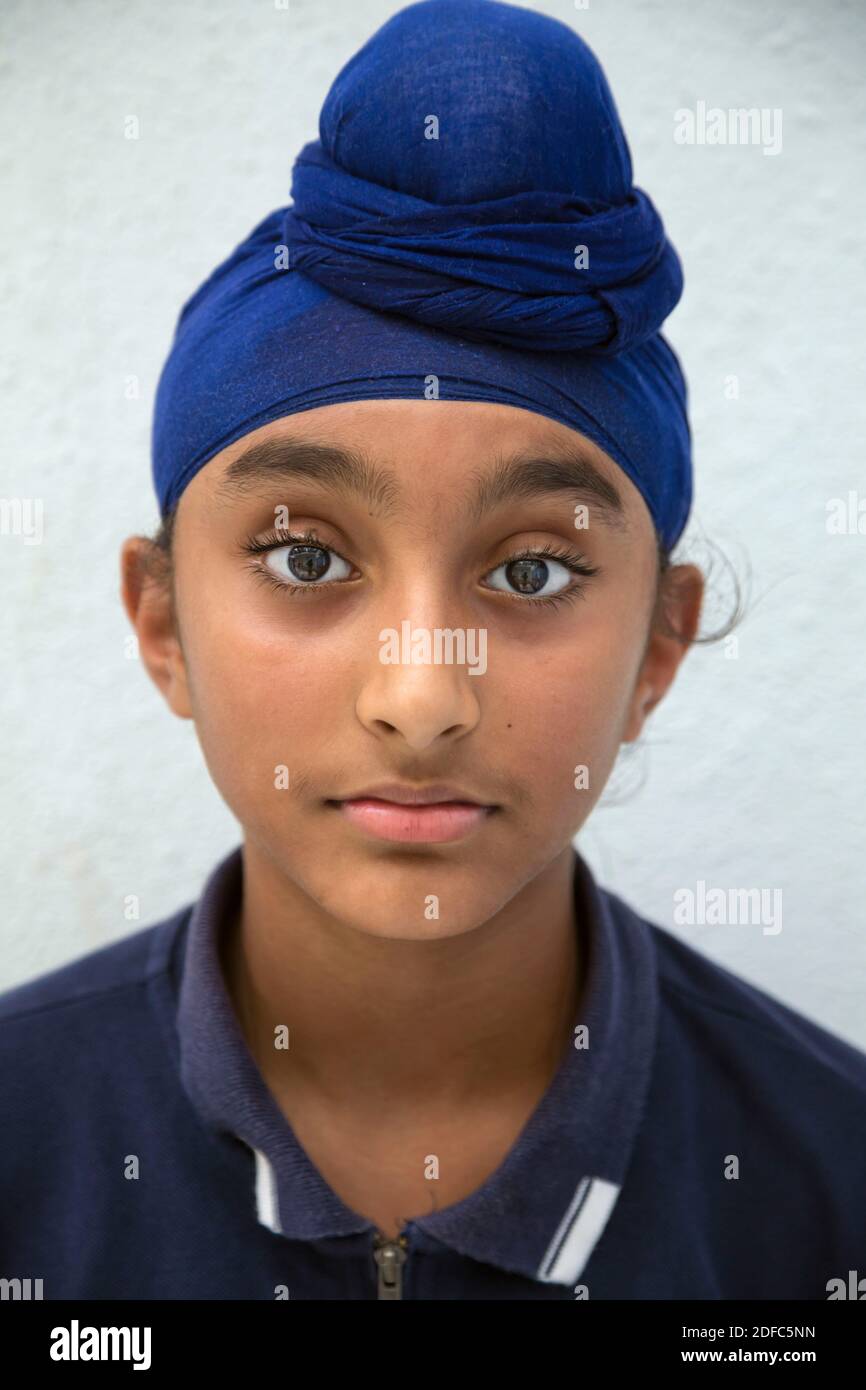 Hong Kong, portrait of a young Punjabi Sikh man Stock Photo - Alamy