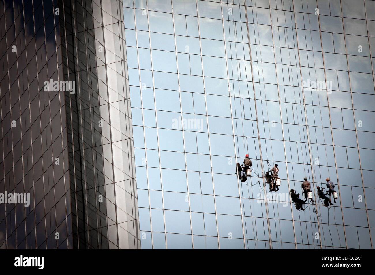 China shanghai labor hi-res stock photography and images - Alamy