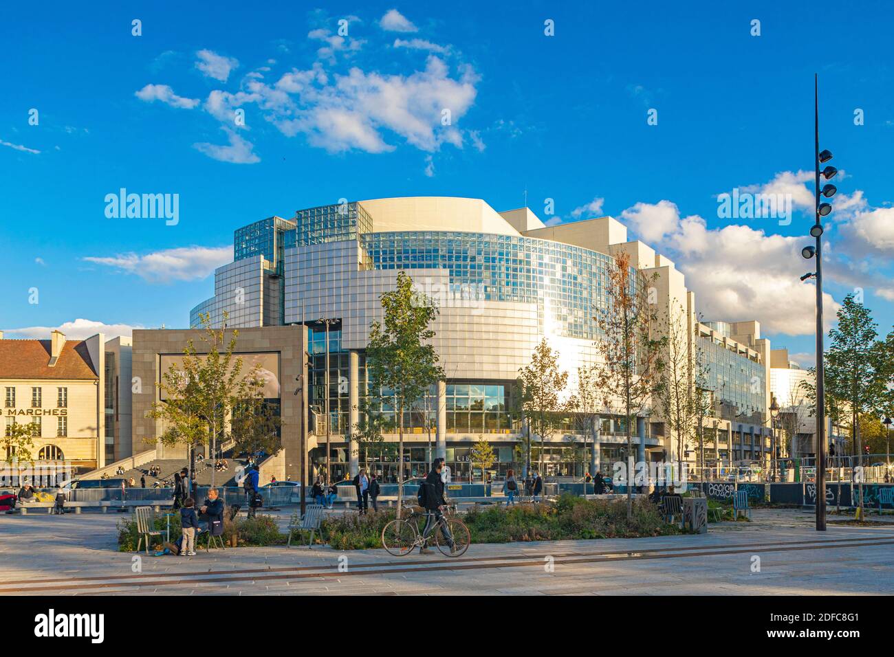 France, Paris, place de la Bastille, the Opera Bastille Stock Photo - Alamy