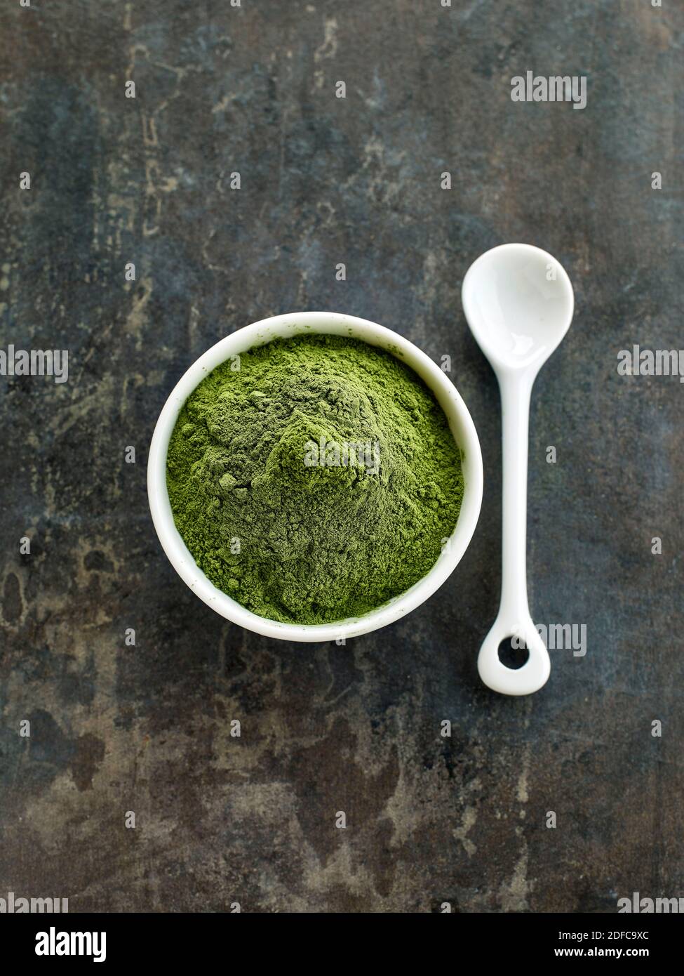 Sea lettuce powder, sea spice seaweed Stock Photo - Alamy