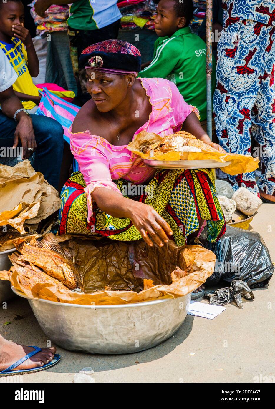 Market lome togo africa hi-res stock photography and images - Alamy