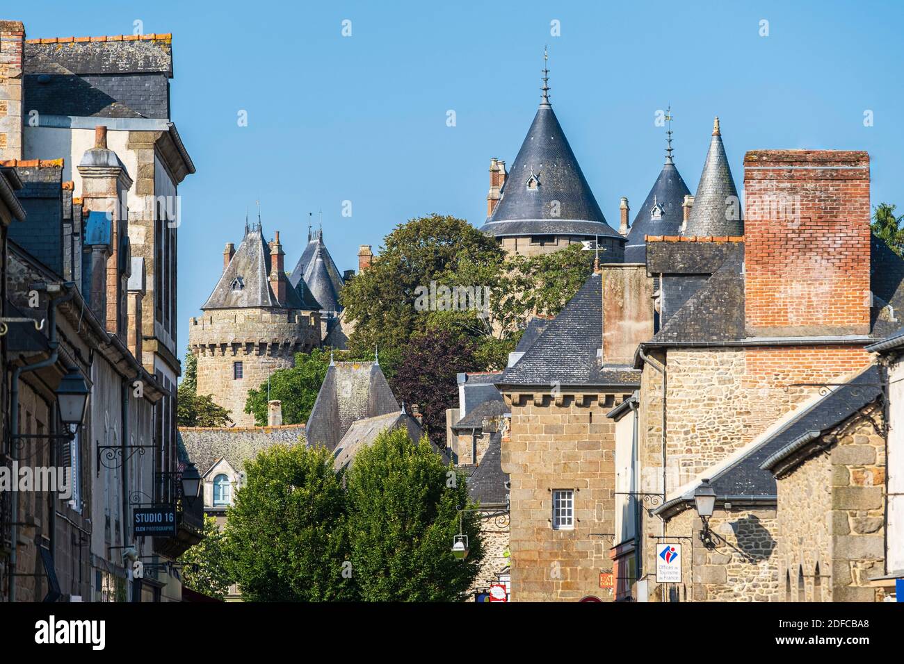 Combourg castle towers hi-res stock photography and images - Alamy