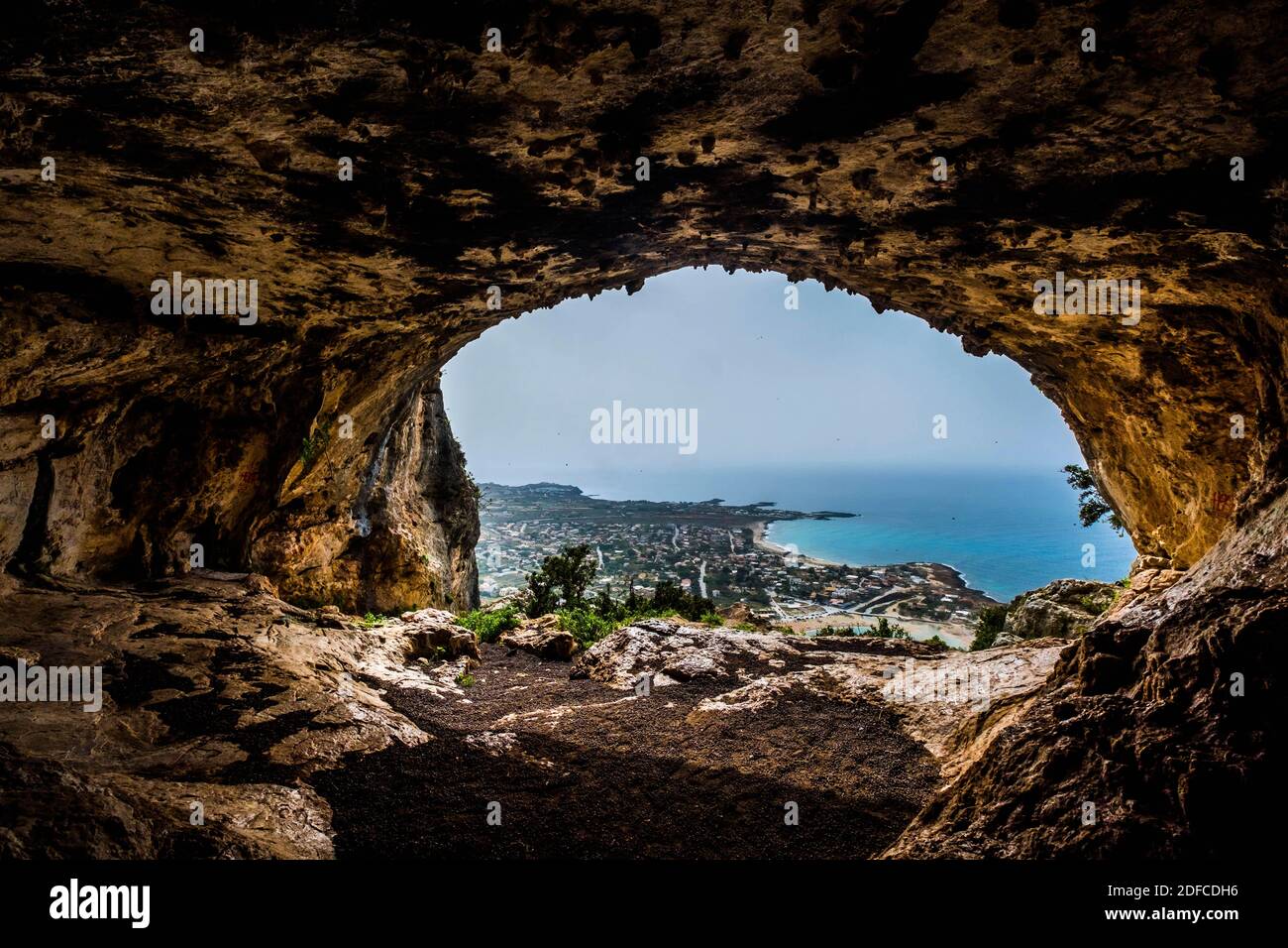Greece, Crete, Acroterra, Stavros, Lera cave Stock Photo - Alamy