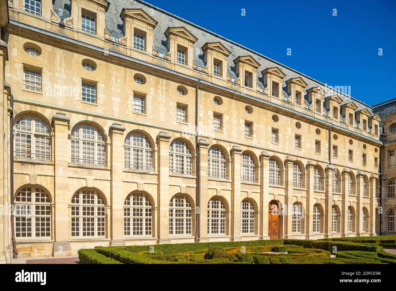 France, Paris, Val de Grace abbey, catholic, Baroque style (1667 Stock ...